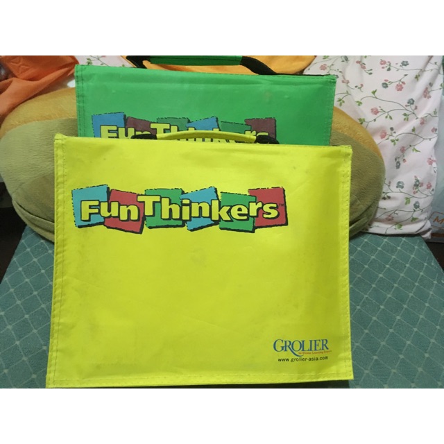 Fun Thinkers 2 กระเป๋า 2 กระดาน ของใหม่ในซีล ชุดสุดท้าย | Shopee Thailand