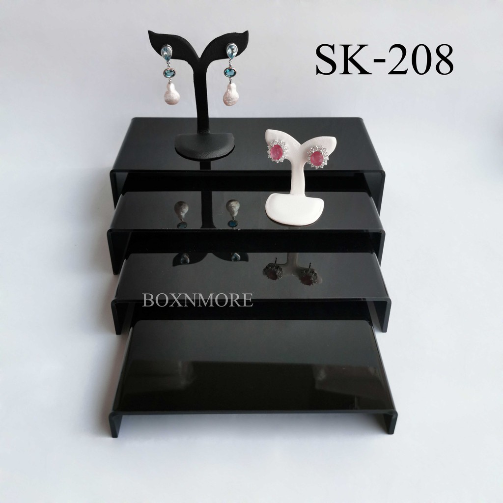 เซ็ตวางโชว์สินค้าไล่ระดับแบบยาว 4 ชิ้น ทำจากอะคริลิก (SK-208) | Shopee Thailand
