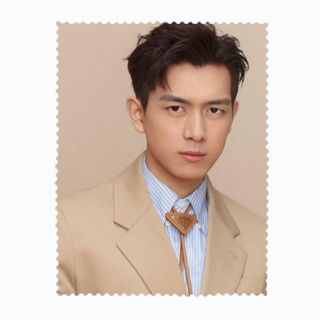 หลี่เซี่ยน Lixian ดารา นักแสดงจีน ผ้าเช็ดแว่นตา ผ้าเช็ดเลนส์ ไมโครไฟเบอร์ | Shopee Thailand