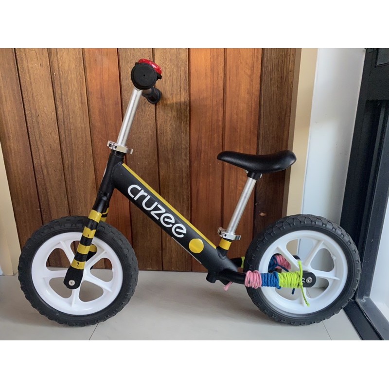 Cruzee 12” Balance Bike รถขาไถน้ำหนักเบา มือสอง | Shopee Thailand