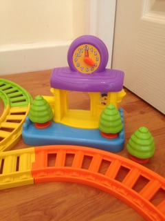 Toys R Us Bruin - Infant Train Set | Shopee Thailand