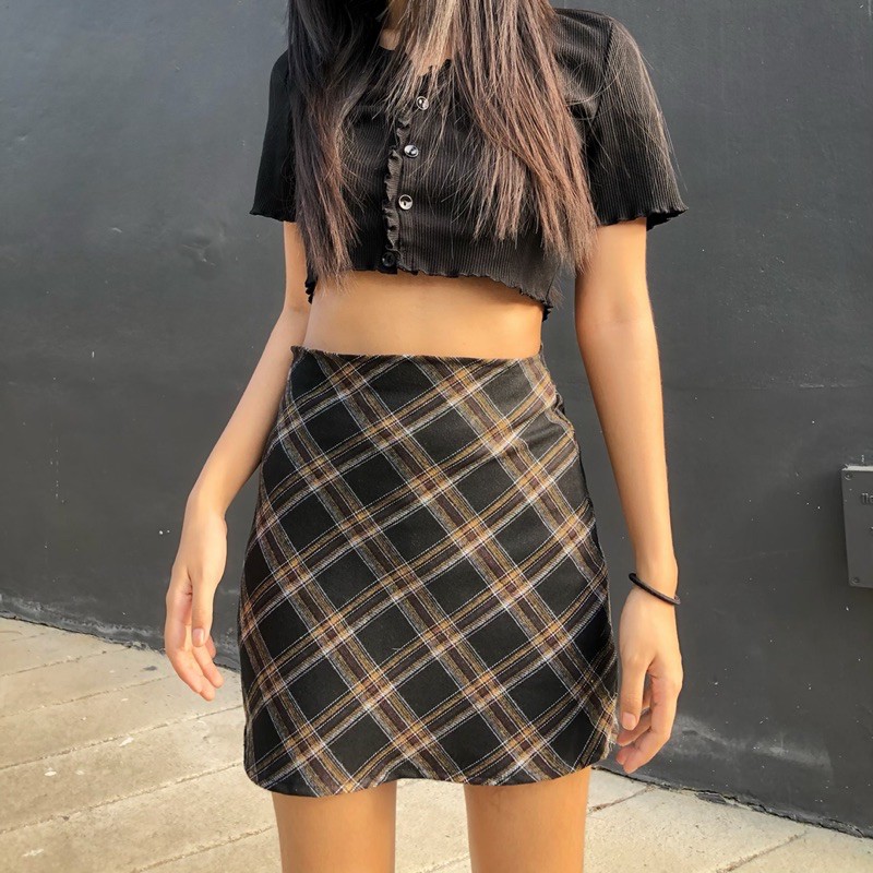 เวลา “ short scott skirt (black). | Shopee Thailand