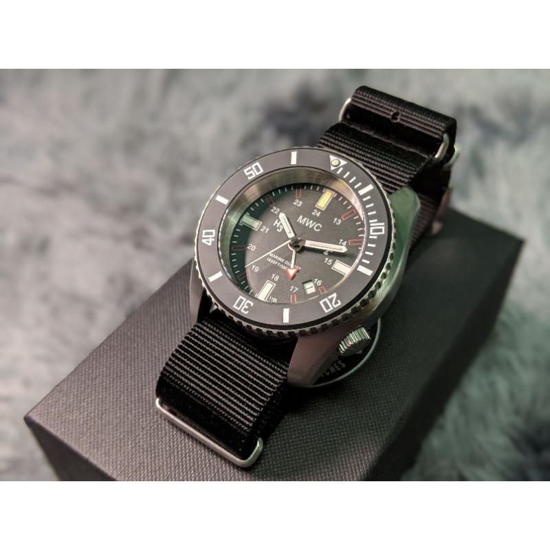 MWC Navy Diver Tritium T100 GMT | Shopee Thailand