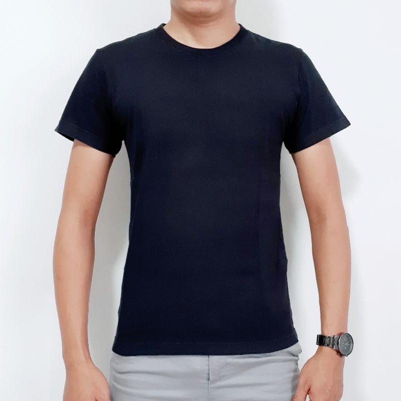 TeeSh เสื้อยืดคอกลม แพ็ค 5 ตัว (สีดำ 4 ตัว/ สีเทา 1 ตัว) เนื้อผ้าคุณภาพ ...