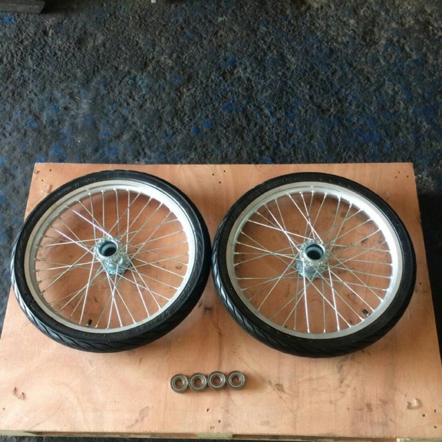 ล้อรถเข็นวงล้อ 17 นิ้วใหม่ยางล้อมอเตอร์ไซค์ | Shopee Thailand