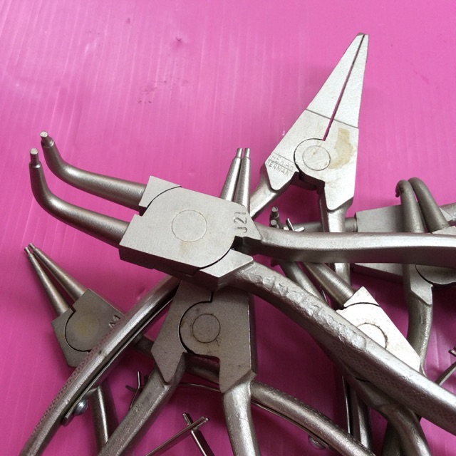 ็Hekar คีมหนีบ-คีมถ่างแหวนลูกสูบ ตรง งอ แบน เยอรมัน HEKAR ขนาด 5.1/2 ...