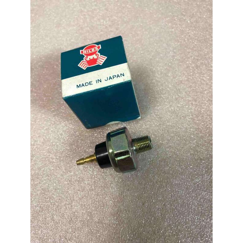 สวิทช์น้ำมันเครื่อง (Oil Pressure Unit) หัวเสียบกลมยี่ห้อ Niles made in ...