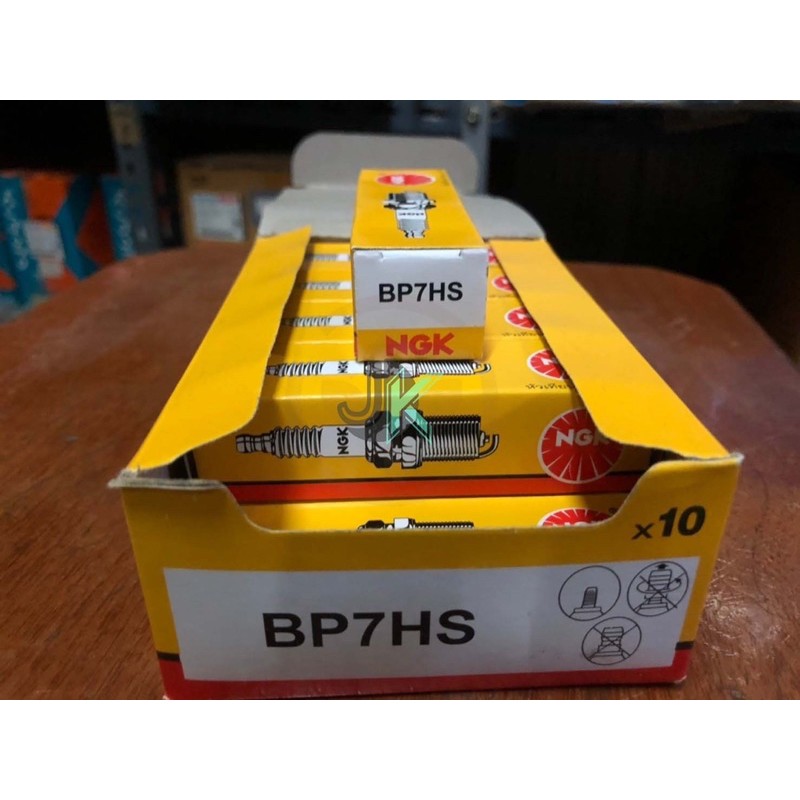(1 กล่อง/10ชิ้น) หัวเทียน NGK BP7HS เป็นหัวเทียนเกลียวกลาง ใช้กับรถมอเตอร์ไซด์ | Shopee Thailand