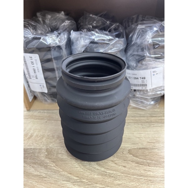 ยางกันฝุ่นโช๊คอัพหน้า ปลอกกันฝุ่นโช๊คอัพหน้า แท้ BMW E39, E46, E60, E84 ...