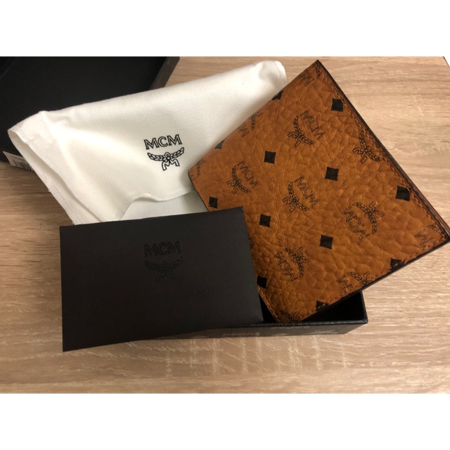 MCM wallet รุ่น 8 การ์ด | Shopee Thailand