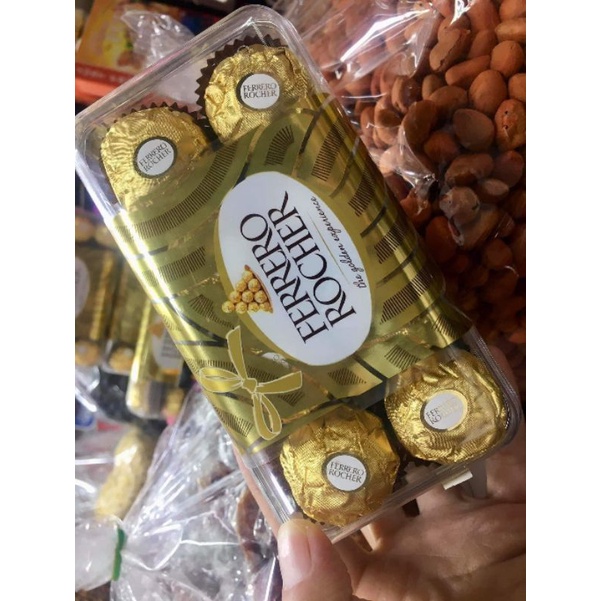 Ferrero Rocher 200 g. เฟอร์เรโรรอชเชอร์ช็อกโกแลต กล่อง 16 ลูก | Shopee ...
