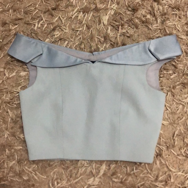 เสื้อครอป แบรนด์ boss wuttichai | Shopee Thailand