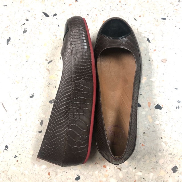 รองเท้า fitflop แท้ EUR37.5 | Shopee Thailand