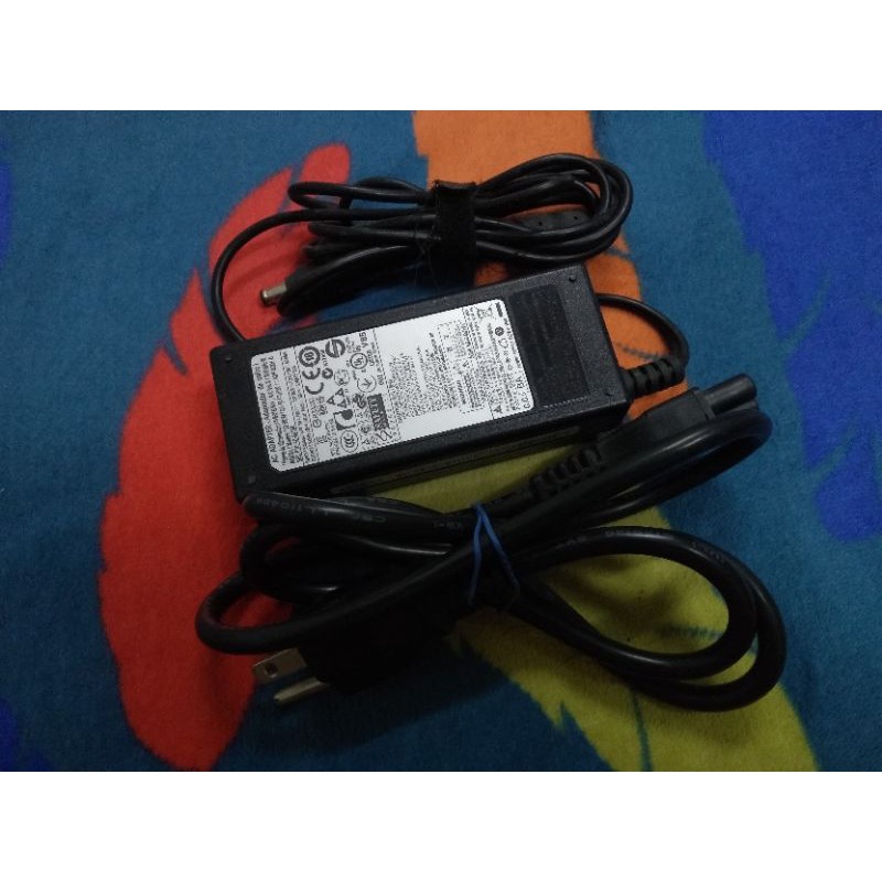 Adapter NB Samsung หัวเล็ก เข็มกลาง แท้ มือสอง | Shopee Thailand