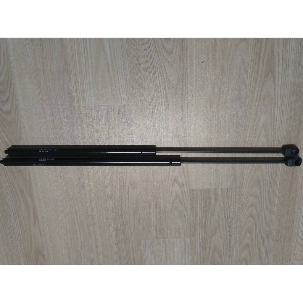 โช้คค้ำฝากระโปรงหน้า Mercedes - Benz ML-Class W164 | Shopee Thailand