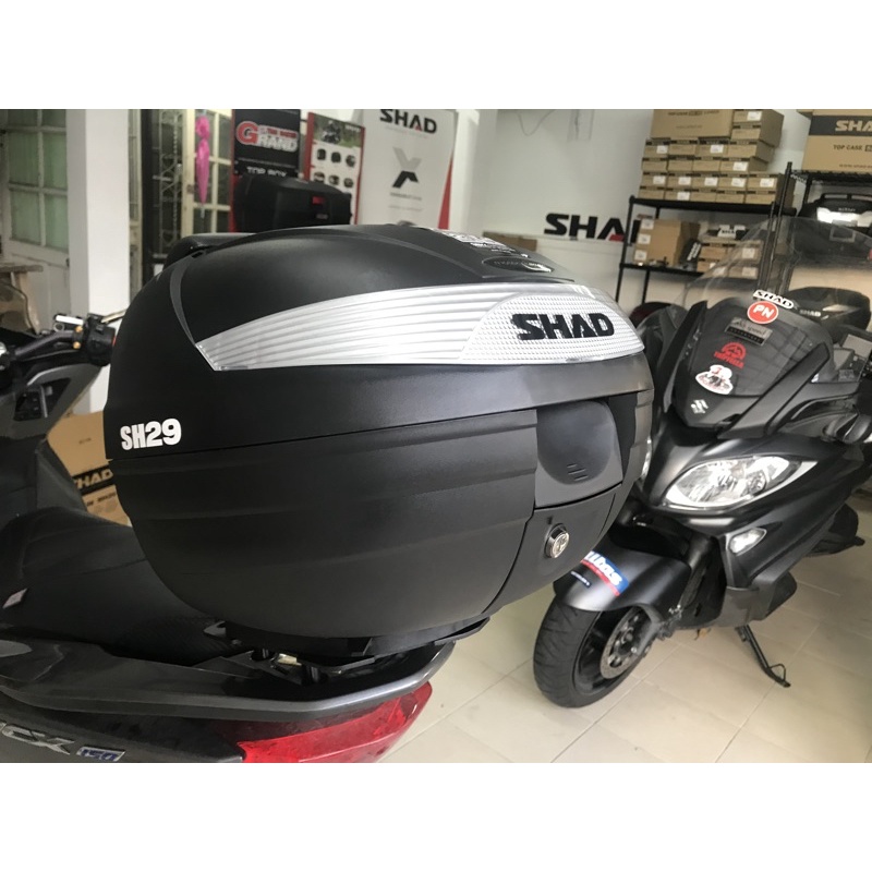 กล่องท้ายSHAD SH29 ขนาด29ลิตร สีดำ พร้อมเบาะพิง | Shopee Thailand