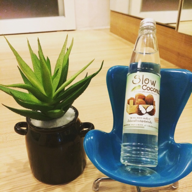 น้ำมันมะพร้าวบริสุทธิ์สกัดเย็น Slow Coconut ขวดแก้ว 95ml. | Shopee Thailand
