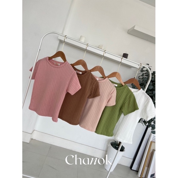 Chanok เสื้อคอกลมผ้าเปียนูน | Shopee Thailand