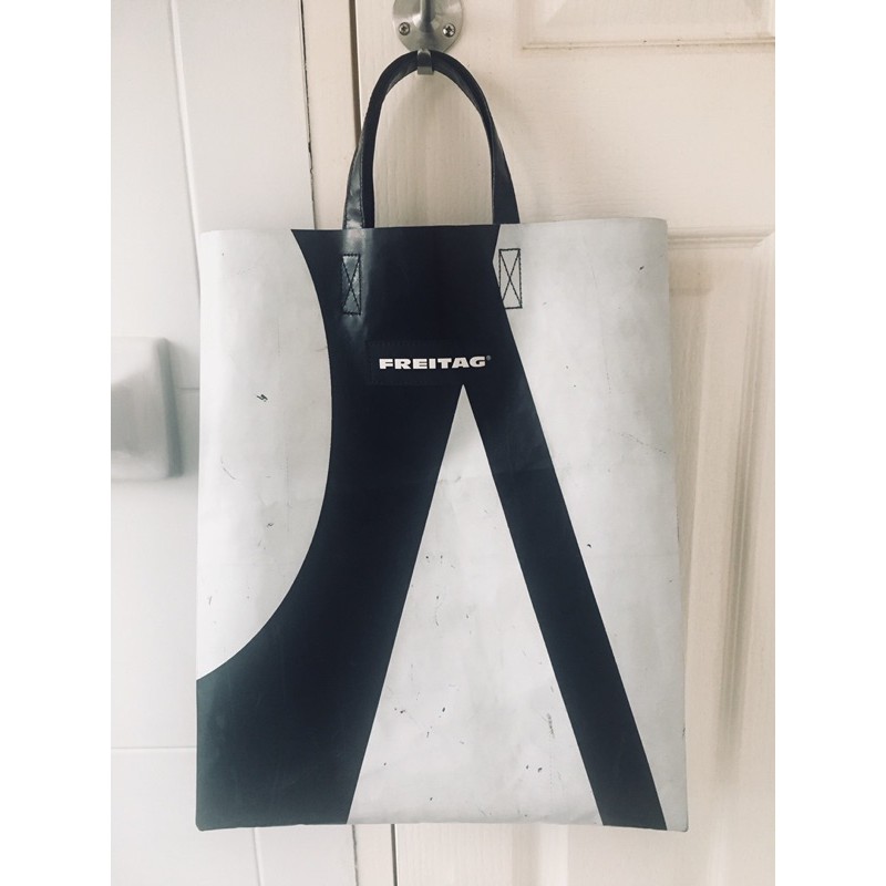 freitag miami vice f52 ผ้าใบสีดำ | Shopee Thailand