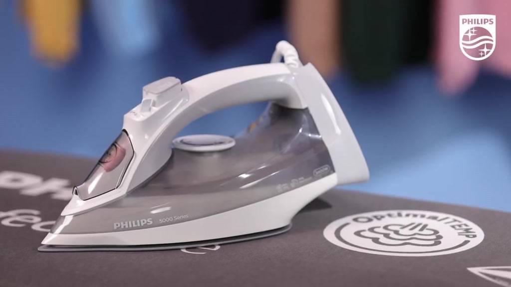 Philips Steam Iron 5000 series เตารีดไอน้ำ (2,600 W) DST5040/80 ...