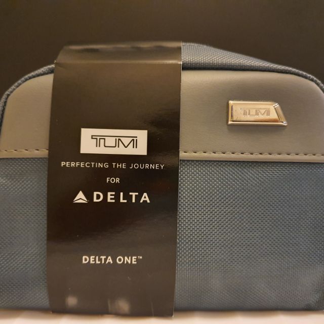 Tumi Amenity Kit by Delta | Shopee Thailand