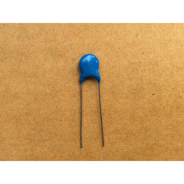 (10 ชิ้น )Ceramic Capacitors 1KV ค่า 10pF, 22pF, 39pF, 47pF, 56pF ...