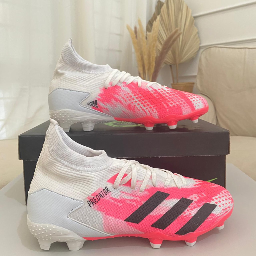 Adidas Predator 20.2 รองเท้าฟุตบอลสีขาวสีชมพู | Shopee Thailand