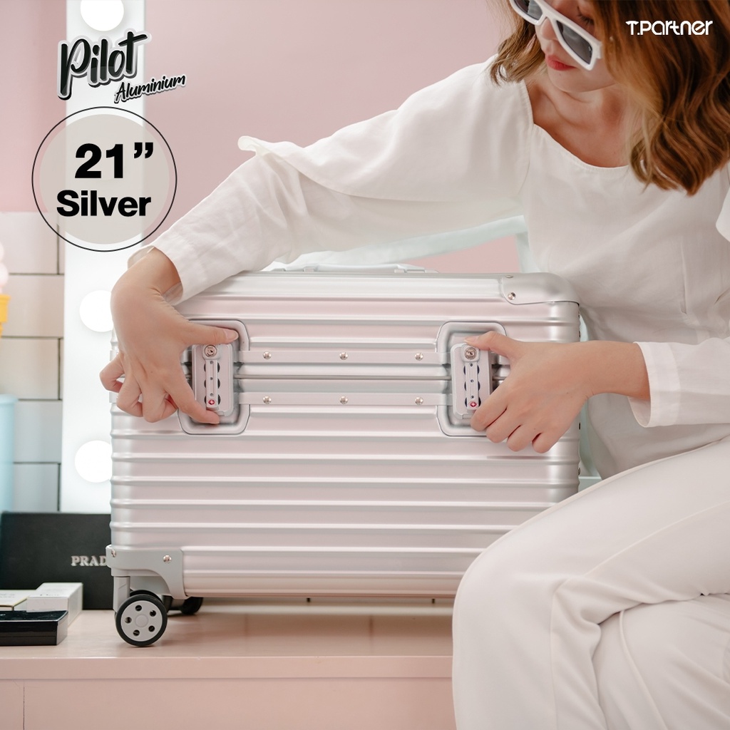 [รับประกัน3ปี] Tpartner กระเป๋าเดินทางล้อลากวัสดุอลูมิเนียมแท้ทั้งใบทรงนักบินรุุ่น Pilot ...