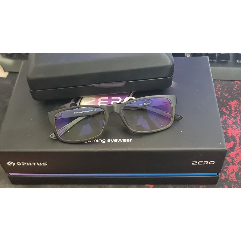 แว่นกรองแสง : Ophtus zero / Retina Amber | Shopee Thailand