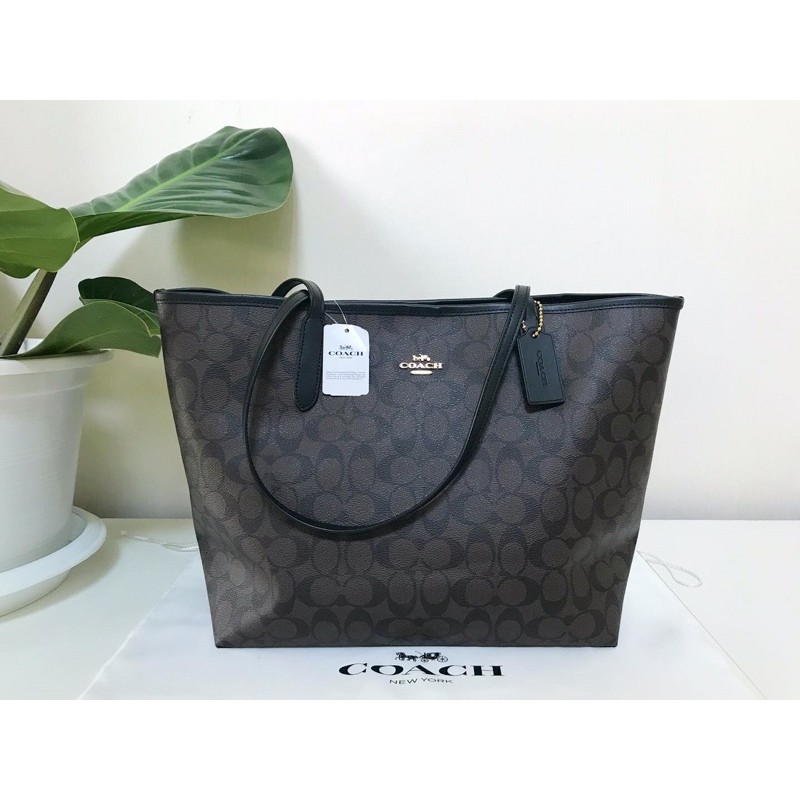 พร้อมส่ง COACH #5696 Tote 16" รุ่นใหม่ ของแท้ 💯% | Shopee Thailand