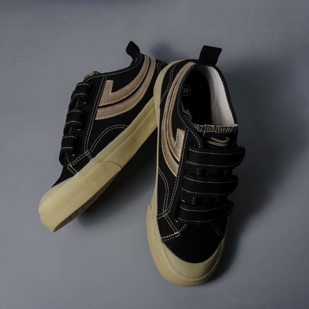Johnson Galaxy X Black Gum Lowcut (LC) ของแท้ | Shopee Thailand