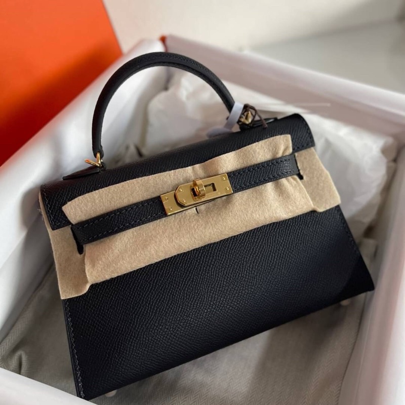 กระเป๋าแบรนด์เนมMINI KELLY black หรือท่านเรียกตามสีของแท้เขาก็คือสี ...