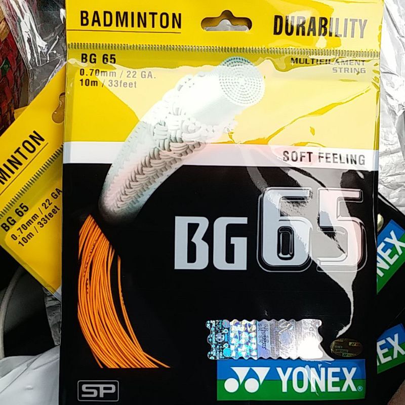 เอ็นแบดมินตัน yonex BG65 and BG65 Titanium badminton string 10m ...