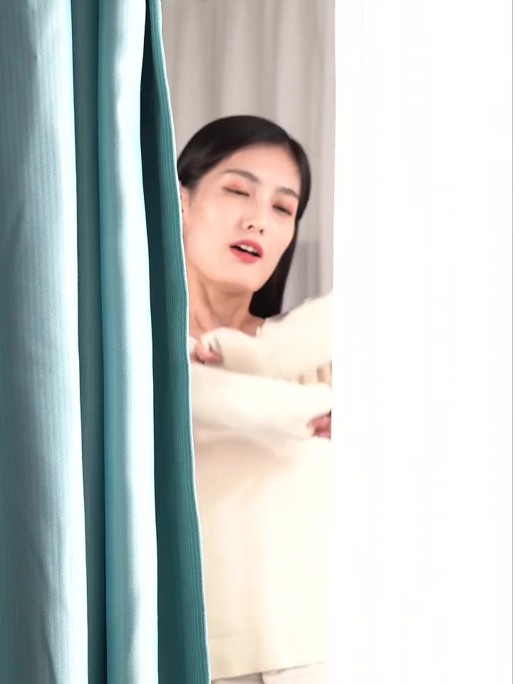 Luccica-เตารีดไอน้ำพับได้ ตารีดไฟฟ้า ปรับอุณหภูมิได้ พกพา | Shopee Thailand