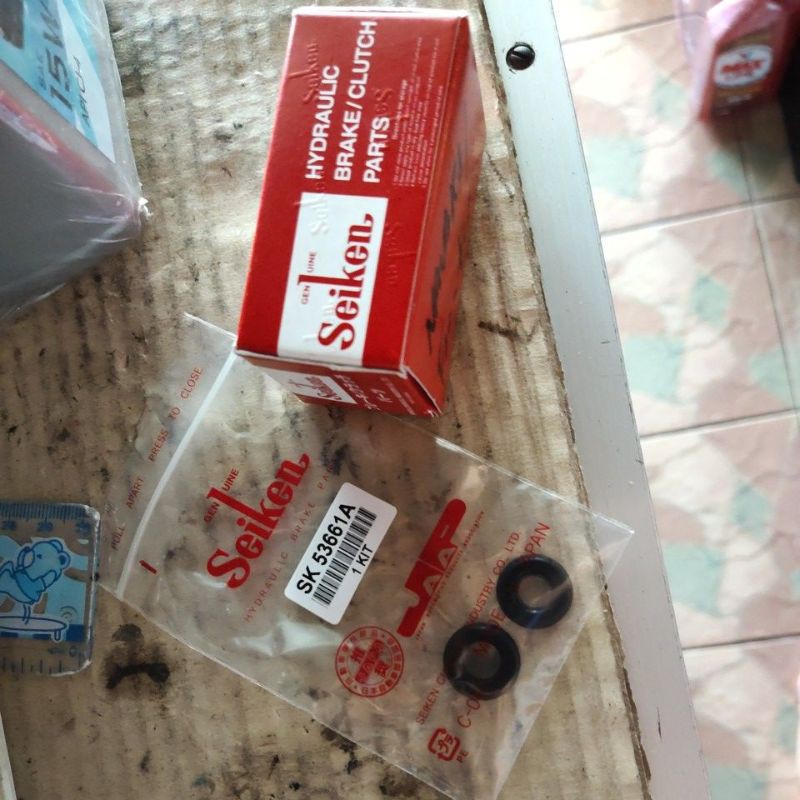 ลูกยางแม่ปั้มคลัชบน nissan Frontier, Navara ขนาด 5/8 Seiken SK-53661A ...