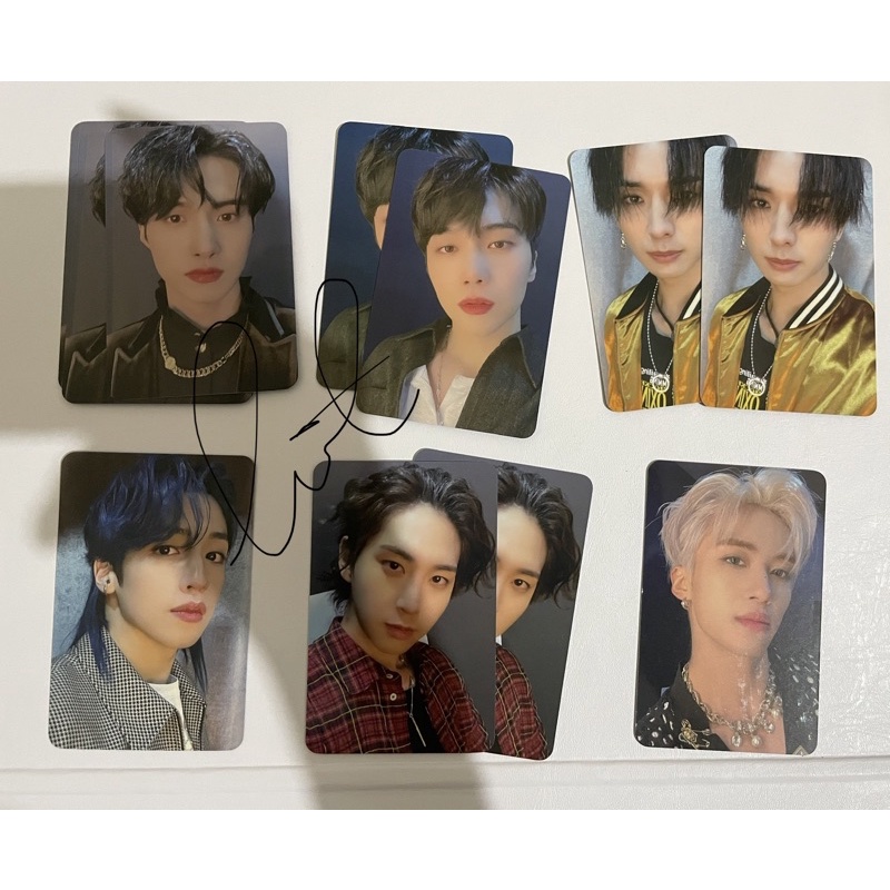 พร้อม Pentagon INVITE:U และ WE:TH Photocard Benefit Kt4u Everline ...