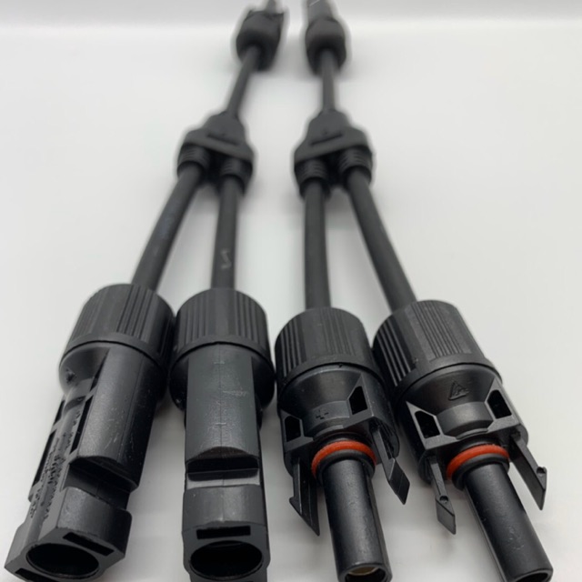 สายรวมแผงโซล่าเซลล์ บนหลังคา Y Socket 2 Ways รวม 2 แผง ขนานบนหลังคา ...