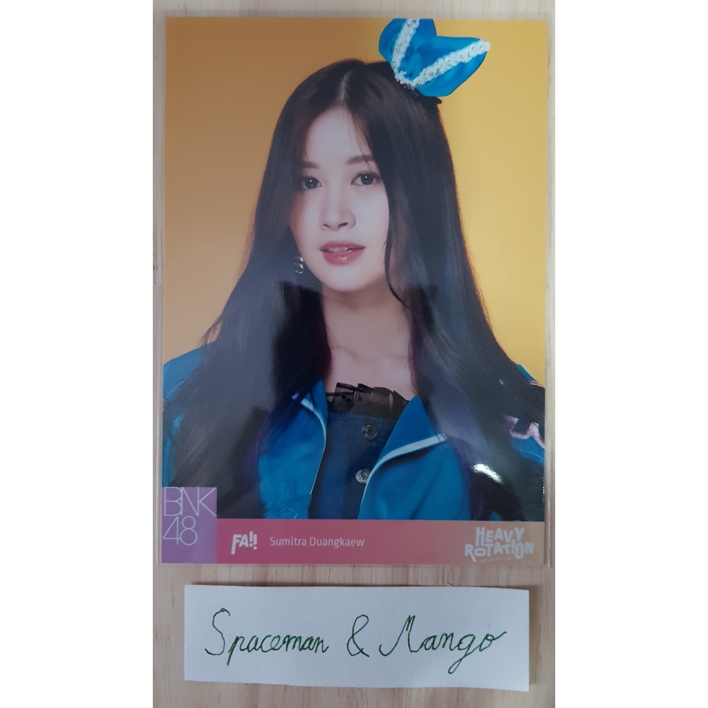 BNK48 Heavy Rotation Photoset Fai(ฝ้าย) Close © | Shopee Thailand