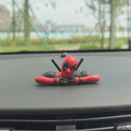 Car Avengers Deadpool Vehicle Mounted Doll Hand-Made Model Creative ...