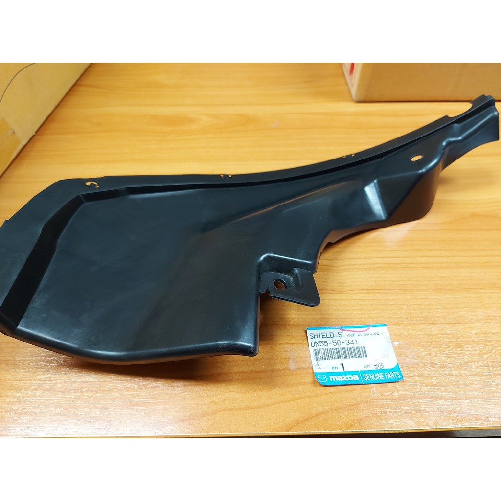 (ของแท้) DN5550341 / DN5550351 แผงปิดปลายกันชนหลังขวา MAZDA2 ปี2009 ...