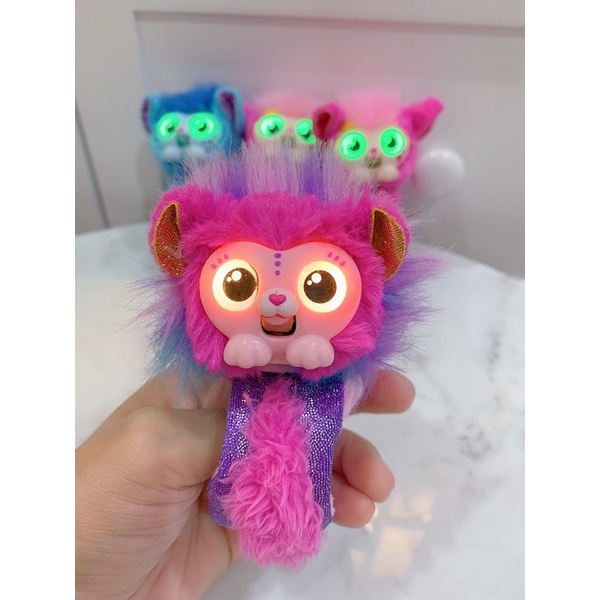 สายรัด ข้อมือ Little Live Wrapples Electronic Pet Arm Band พูดได้ ขยับ ...