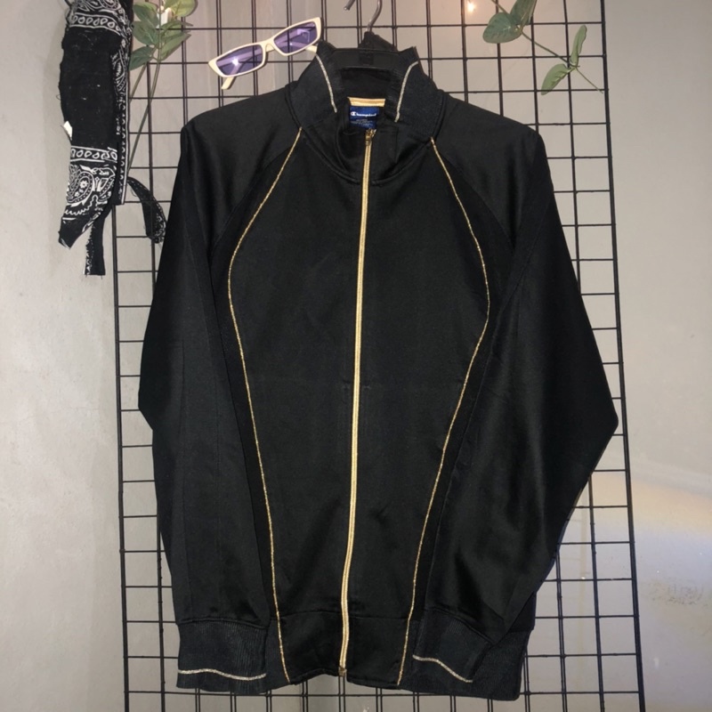 VINTAGE CHAMPION BLACK GOLD JACKET มือสอง แท้💯% | Shopee Thailand