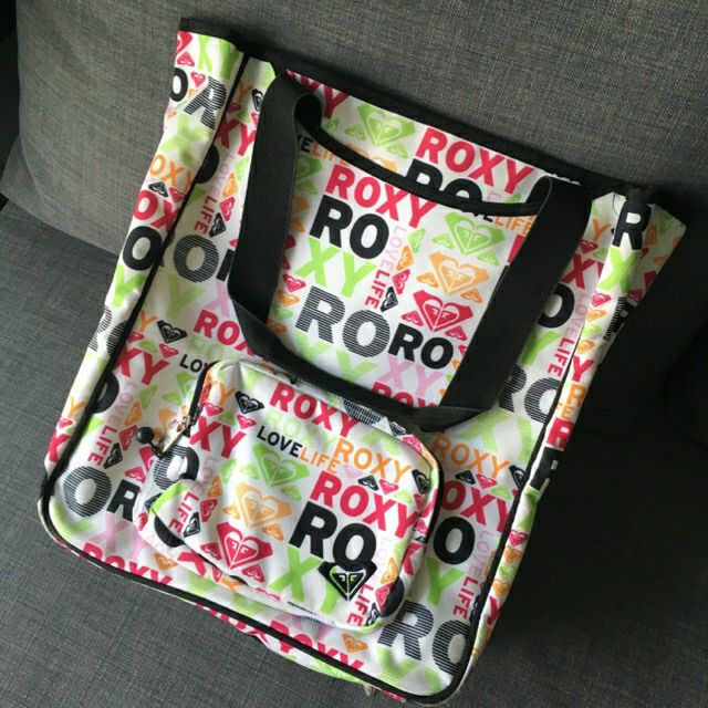 ส่งต่อ สภาพดีมาก Roxy bag แท้ 10000% จาก US 🇺🇸 | Shopee Thailand