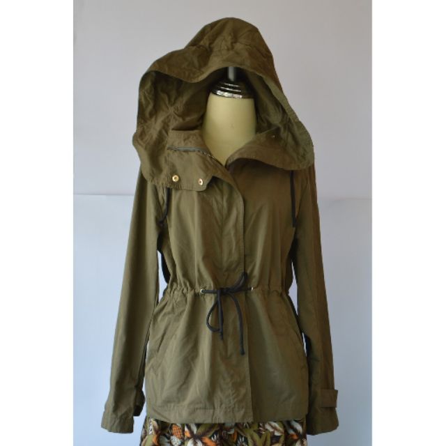 แจ็คเก็ตสีเขียวขี้ม้า COMME CA ISM ใหม่+แท้ | Shopee Thailand