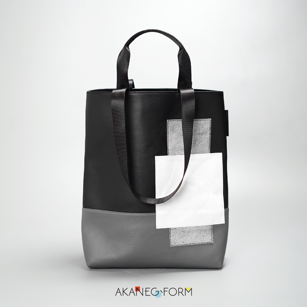 กระเป๋า Tote Bag กระเป๋าสะพายกันน้ำ มีซิป Akaneg Form AKDS-BK | Shopee ...