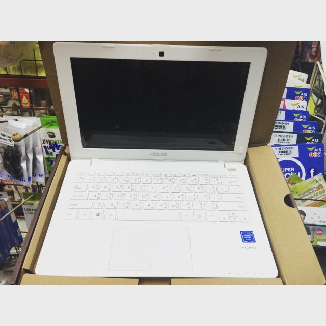 ASUS X200M สีขาวล้วน มือ1!! ของจริงสวยมากกก | Shopee Thailand