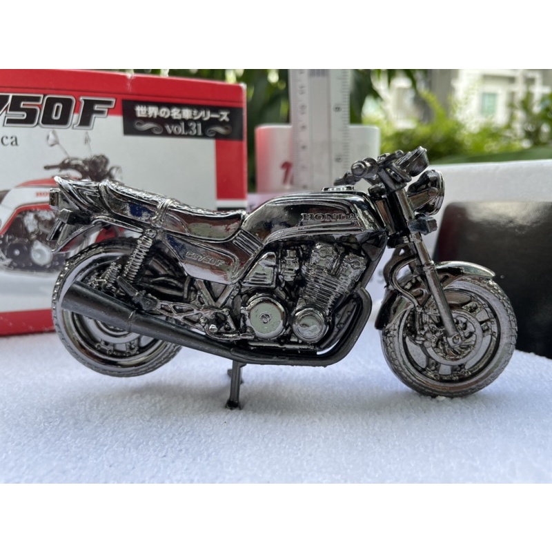Honda CB750F Red Baron World famous car series mini replica vol.31 งาน ...