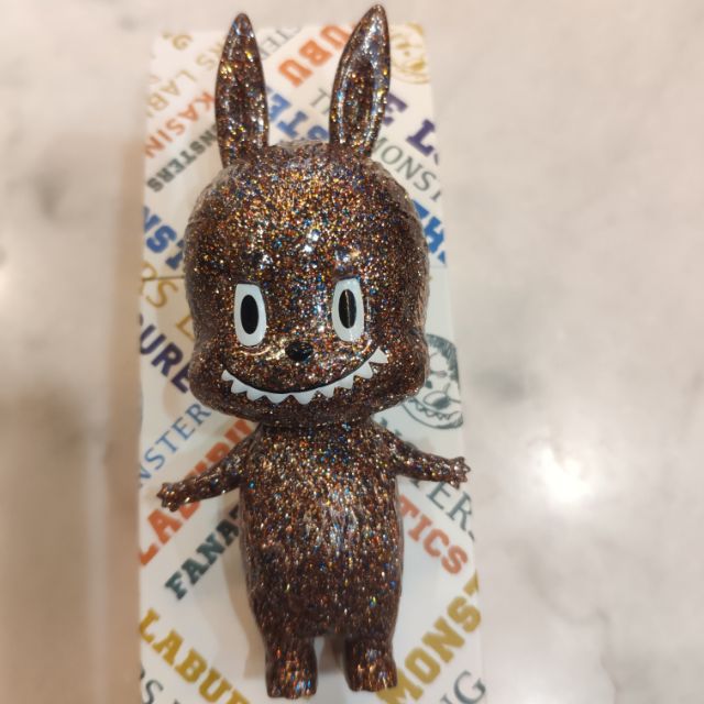 Mini labubu series 1 สีน้ำตาลวิบวับ | Shopee Thailand