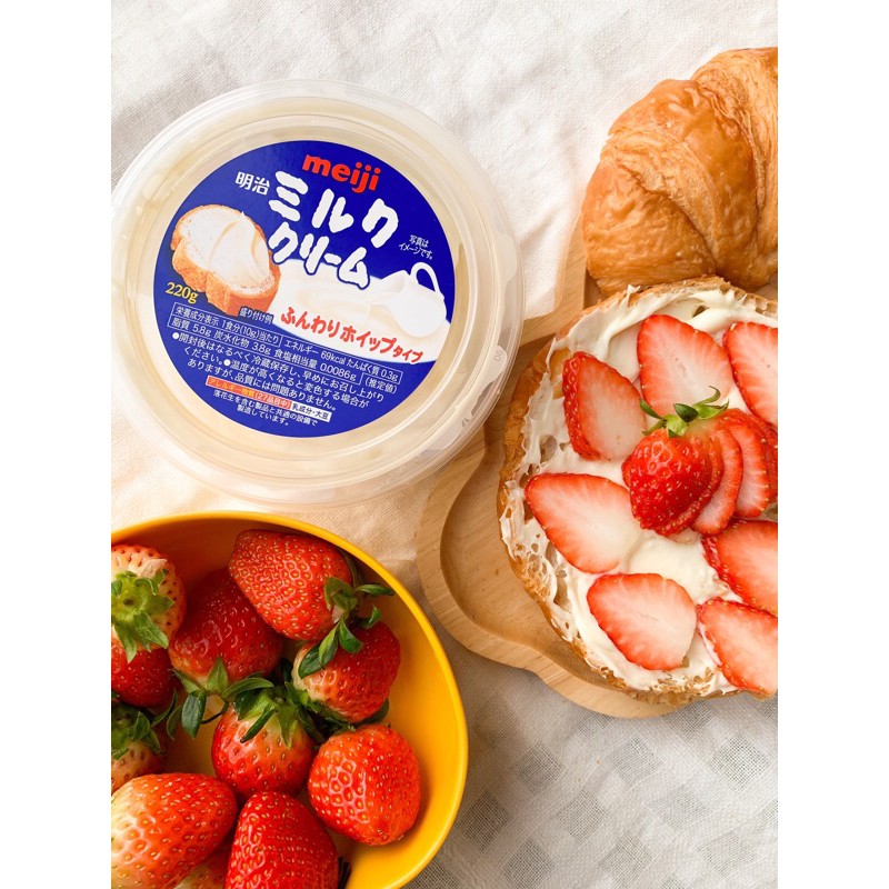 Meiji Cream Spread 220 กรัม ครีมทาขนมปัง รสนม หมดอายุ 6/4/2022 | Shopee ...