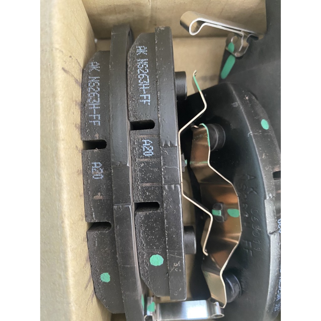 ผ้าเบรคหน้า MIRAGE มิราจ Mitsubishi มิตซู แท้ เบิกศูนย์ รหัส 4605B005 ...